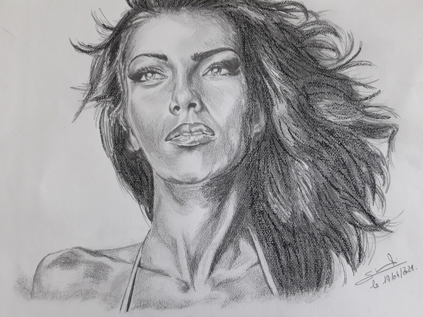 Visage De Femme Réalisé Au Crayon, Dessin par Gilles Staub (LeCrayonAgile) | Artmajeur